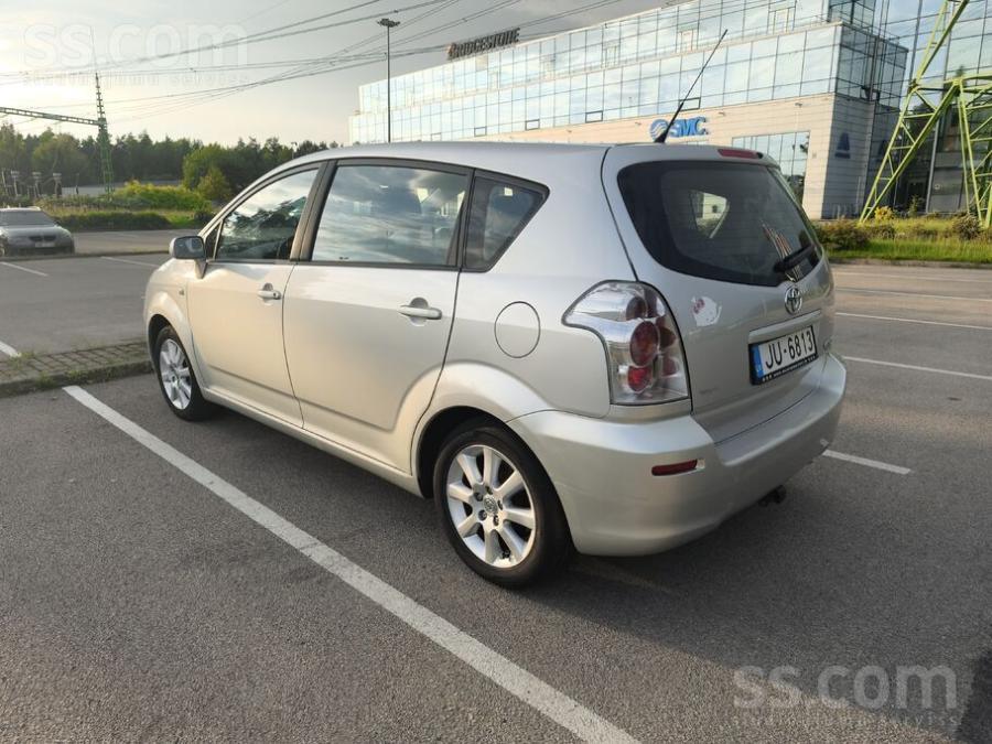 Toyota Corolla Verso 2006 in Riga, with an engine capacity of 1.80 L and mileage of 274 thousand km for 2297 €, photo 2 on AUTOMOTO.COM.LV