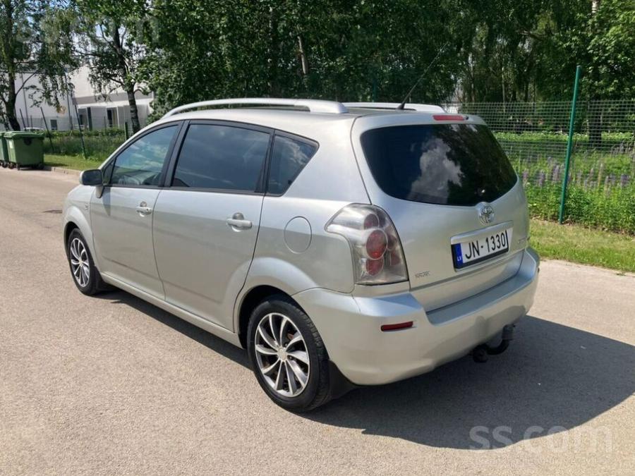 Toyota Corolla Verso 2006 in Riga, with an engine capacity of 1.80 L and mileage of 0 thousand km for 1399 €, photo 3 on AUTOMOTO.COM.LV