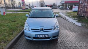 Toyota Corolla Verso 2006 Rīga, ar dzinēja tilpumu 2.20 L un nobraukumu 390 tūkst. km par 2155 €, foto  vietnē AUTOMOTO.COM.LV