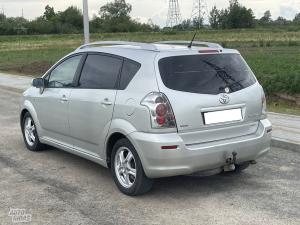 Toyota Corolla Verso 2006 Radviliškis, ar dzinēja tilpumu 2.20 L un nobraukumu 330 tūkst. km par 2500 €, foto 4 vietnē AUTOMOTO.COM.LV