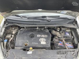 Toyota Corolla Verso 2006 Radviliškis, ar dzinēja tilpumu 2.20 L un nobraukumu 330 tūkst. km par 2500 €, foto 15 vietnē AUTOMOTO.COM.LV