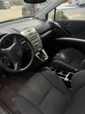 Toyota Corolla Verso 2006 Kauņa, ar dzinēja tilpumu 2.20 L un nobraukumu 310 tūkst. km par 1250 €, foto 4 vietnē AUTOMOTO.COM.LV