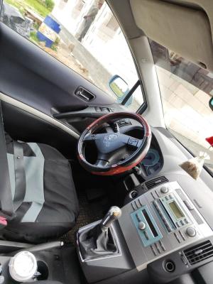Toyota Corolla Verso 2006 in Jonava, with an engine capacity of 2.20 L and mileage of 30 thousand km for 1850 €, photo 8 on AUTOMOTO.COM.LV