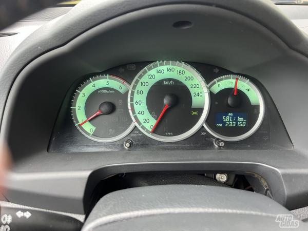 Toyota Corolla Verso 2006 in Siauliai, with an engine capacity of 2.20 L and mileage of 233 thousand km for 1800 €, photo 7 on AUTOMOTO.COM.LV