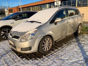 Toyota Corolla Verso 2007 Ogre, ar dzinēja tilpumu 2.20 L un nobraukumu 291 tūkst. km par 1788 €, foto 3 vietnē AUTOMOTO.COM.LV