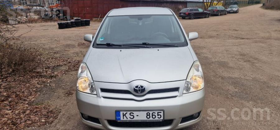 Toyota Corolla Verso 2007 in Daugavpils, with an engine capacity of 2.40 L and mileage of 191 thousand km for 1800 €, photo 10 on AUTOMOTO.COM.LV