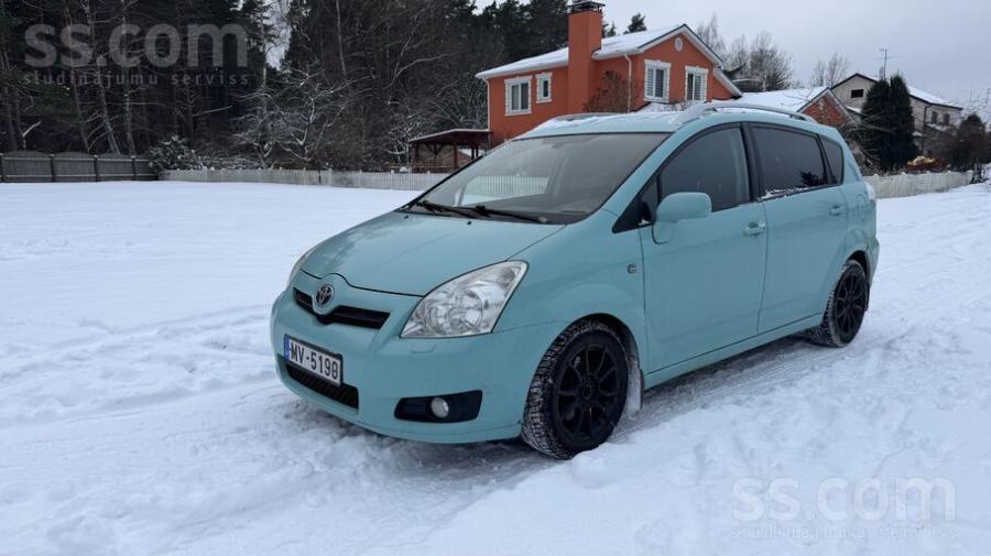 Toyota Corolla Verso 2007 Rīga, ar dzinēja tilpumu 2.20 L un nobraukumu 225 tūkst. km par 1450 €, foto 1 vietnē AUTOMOTO.COM.LV