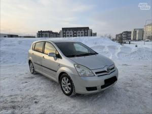 Toyota Corolla Verso 2007 in Vilnius, with an engine capacity of 2.00 L and mileage of 389 thousand km for 1900 €, photo  on AUTOMOTO.COM.LV