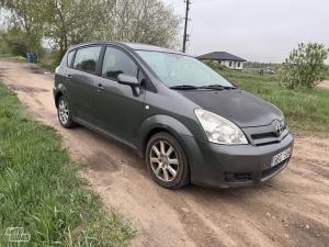 Toyota Corolla Verso 2007 Viļņa, ar dzinēja tilpumu 2.20 L un nobraukumu 251 tūkst. km par 1550 €, foto 4 vietnē AUTOMOTO.COM.LV
