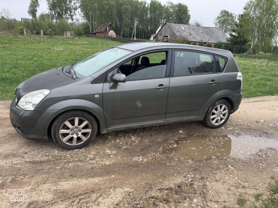 Toyota Corolla Verso 2007 Viļņa, ar dzinēja tilpumu 2.20 L un nobraukumu 251 tūkst. km par 1550 €, foto 6 vietnē AUTOMOTO.COM.LV