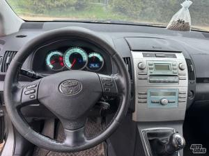 Toyota Corolla Verso 2007 Viļņa, ar dzinēja tilpumu 2.20 L un nobraukumu 251 tūkst. km par 1550 €, foto 11 vietnē AUTOMOTO.COM.LV