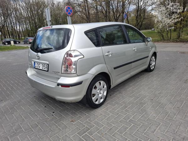 Тойота Королла Версо 2007 в Арёгала, объемом двигателя 2.20 л и пробегом 250 тыс. км за 1750 €, фото 8 на AUTOMOTO.COM.LV