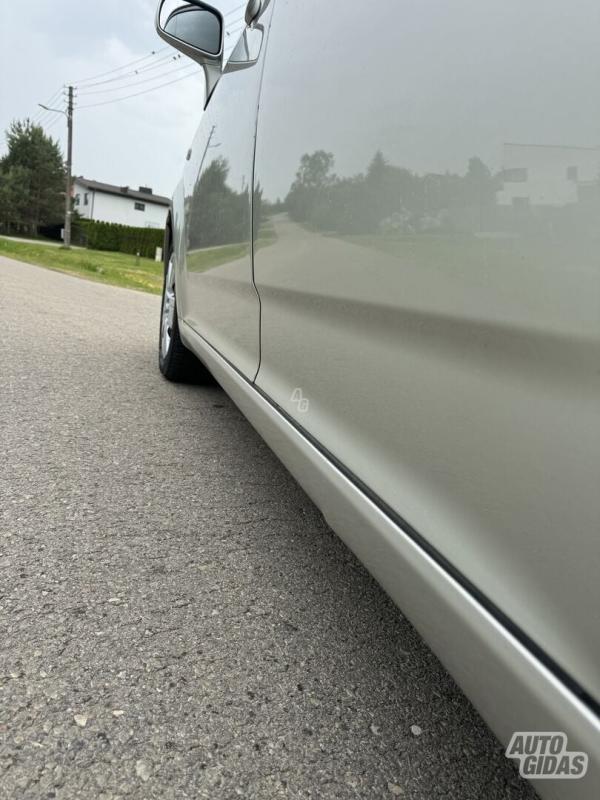 Toyota Corolla Verso 2007 Viļņa, ar dzinēja tilpumu 2.20 L un nobraukumu 236 tūkst. km par 1999 €, foto 6 vietnē AUTOMOTO.COM.LV