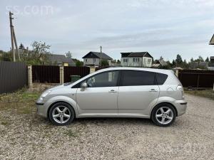 Toyota Corolla Verso 2007 Rēzekne, ar dzinēja tilpumu 2.20 L un nobraukumu 377 tūkst. km par 1950 €, foto 3 vietnē AUTOMOTO.COM.LV