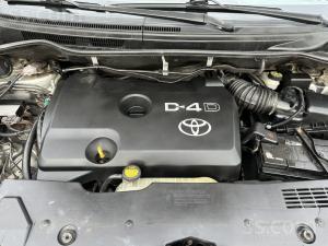 Toyota Corolla Verso 2007 Rēzekne, ar dzinēja tilpumu 2.20 L un nobraukumu 377 tūkst. km par 1950 €, foto 12 vietnē AUTOMOTO.COM.LV