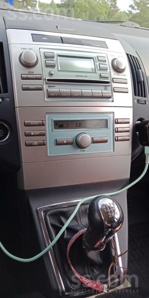 Toyota Corolla Verso 2007 Rīga, ar dzinēja tilpumu 2.20 L un nobraukumu 307 tūkst. km par 1900 €, foto 14 vietnē AUTOMOTO.COM.LV