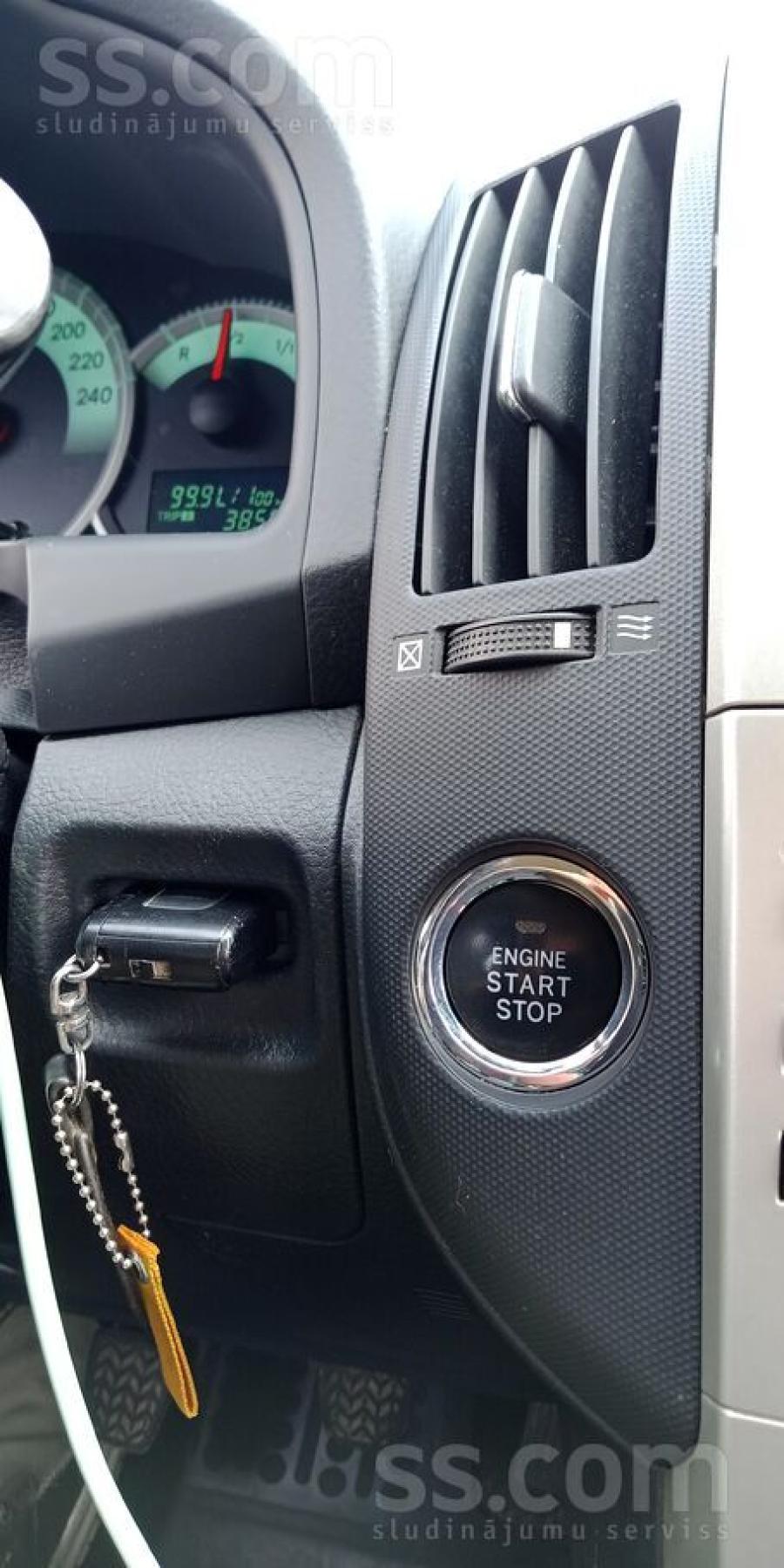 Toyota Corolla Verso 2007 Rīga, ar dzinēja tilpumu 2.20 L un nobraukumu 307 tūkst. km par 1900 €, foto 15 vietnē AUTOMOTO.COM.LV