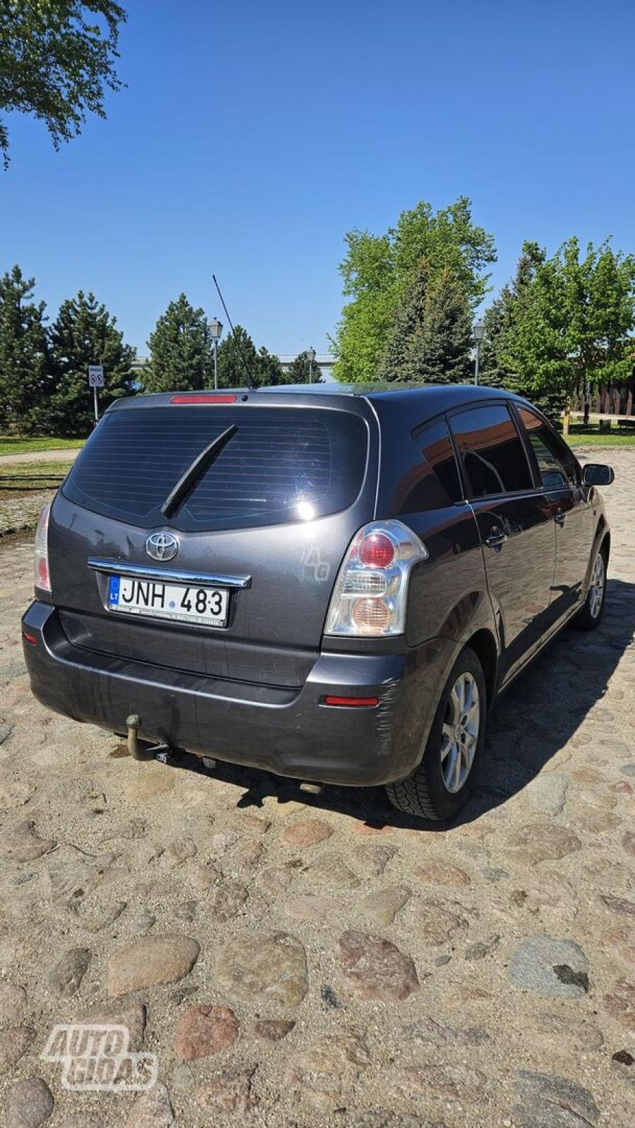 Тойота Королла Версо 2007 в Паневежис, объемом двигателя 2.20 л и пробегом 304 тыс. км за 1790 €, фото 3 на AUTOMOTO.COM.LV