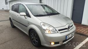 Toyota Corolla Verso 2007 in Riga, with an engine capacity of 2.20 L and mileage of 294 thousand km for 1650 €, photo 3 on AUTOMOTO.COM.LV