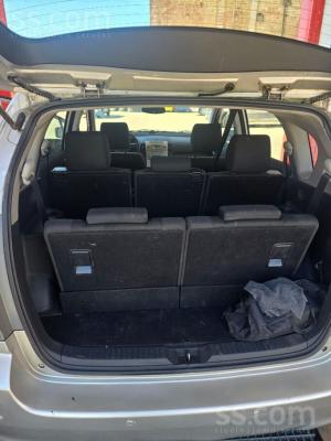 Toyota Corolla Verso 2007 Rīga, ar dzinēja tilpumu 2.20 L un nobraukumu 186 tūkst. km par 1900 €, foto 7 vietnē AUTOMOTO.COM.LV