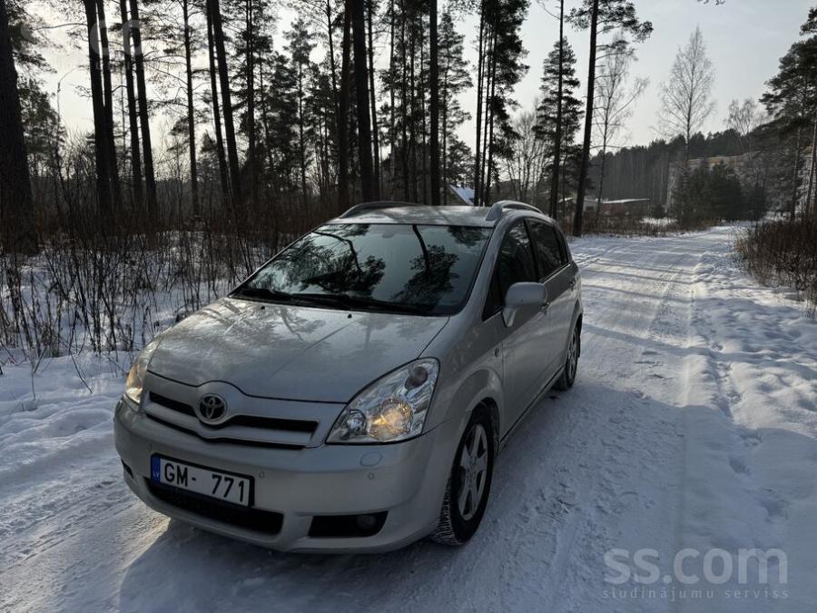Тойота Королла Версо 2007 в Валмиера, объемом двигателя 2.20 л и пробегом 350 тыс. км за 2050 €, фото 1 на AUTOMOTO.COM.LV