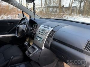 Тойота Королла Версо 2007 в Валмиера, объемом двигателя 2.20 л и пробегом 350 тыс. км за 2050 €, фото 7 на AUTOMOTO.COM.LV