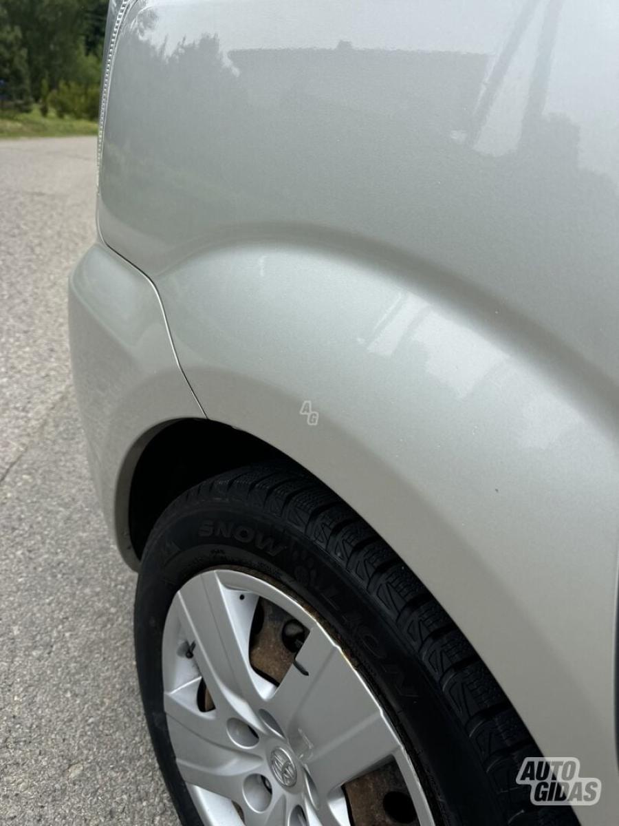 Toyota Corolla Verso 2007 Viļņa, ar dzinēja tilpumu 2.20 L un nobraukumu 239 tūkst. km par 1999 €, foto 11 vietnē AUTOMOTO.COM.LV