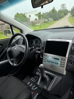 Toyota Corolla Verso 2007 Viļņa, ar dzinēja tilpumu 2.20 L un nobraukumu 239 tūkst. km par 1999 €, foto 16 vietnē AUTOMOTO.COM.LV