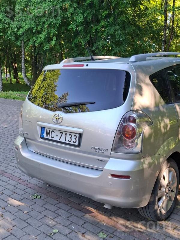 Тойота Королла Версо 2007 в Лиепая, объемом двигателя 2.20 л и пробегом 350 тыс. км за 1500 €, фото 5 на AUTOMOTO.COM.LV