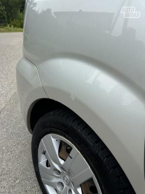 Toyota Corolla Verso 2007 Viļņa, ar dzinēja tilpumu 2.20 L un nobraukumu 236 tūkst. km par 1999 €, foto 11 vietnē AUTOMOTO.COM.LV