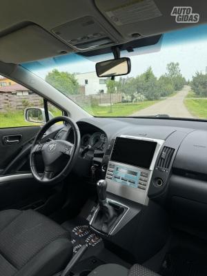 Toyota Corolla Verso 2007 Viļņa, ar dzinēja tilpumu 2.20 L un nobraukumu 236 tūkst. km par 1999 €, foto 15 vietnē AUTOMOTO.COM.LV
