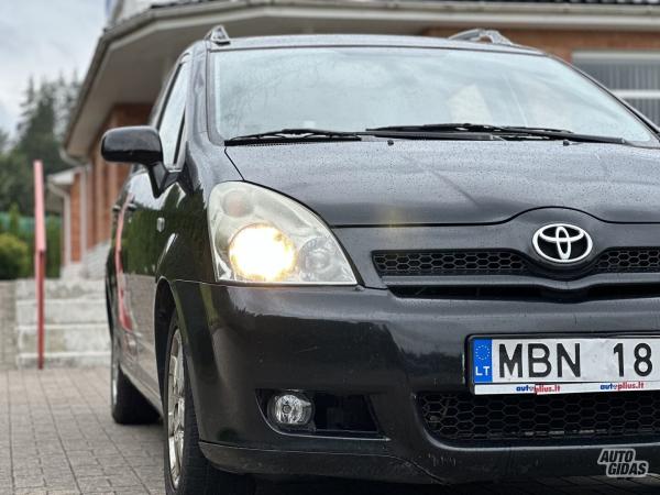 Toyota Corolla Verso 2007 in Vilnius, with an engine capacity of 2.20 L and mileage of 348 thousand km for 1150 €, photo 3 on AUTOMOTO.COM.LV