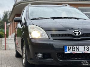 Toyota Corolla Verso 2007 in Vilnius, with an engine capacity of 2.20 L and mileage of 348 thousand km for 1150 €, photo 4 on AUTOMOTO.COM.LV