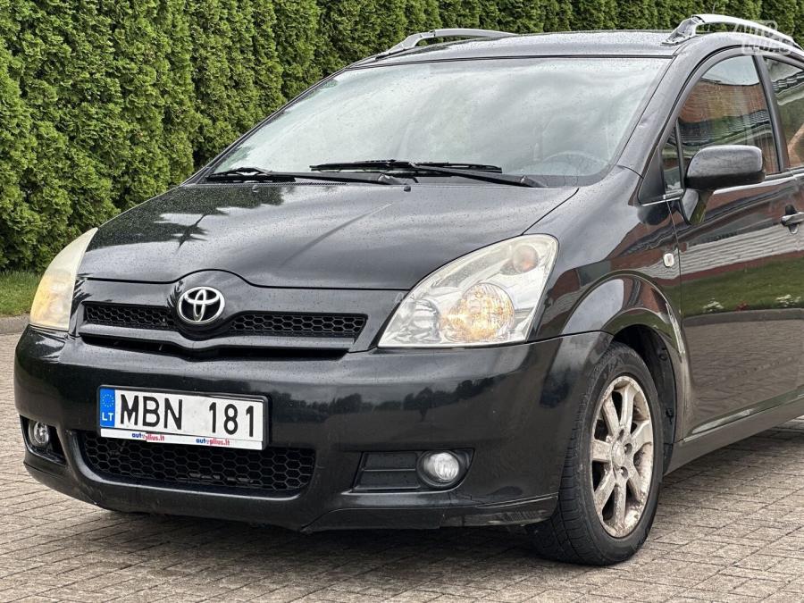Toyota Corolla Verso 2007 in Vilnius, with an engine capacity of 2.20 L and mileage of 348 thousand km for 1150 €, photo 7 on AUTOMOTO.COM.LV