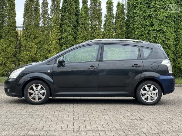 Toyota Corolla Verso 2007 in Vilnius, with an engine capacity of 2.20 L and mileage of 348 thousand km for 1150 €, photo 10 on AUTOMOTO.COM.LV