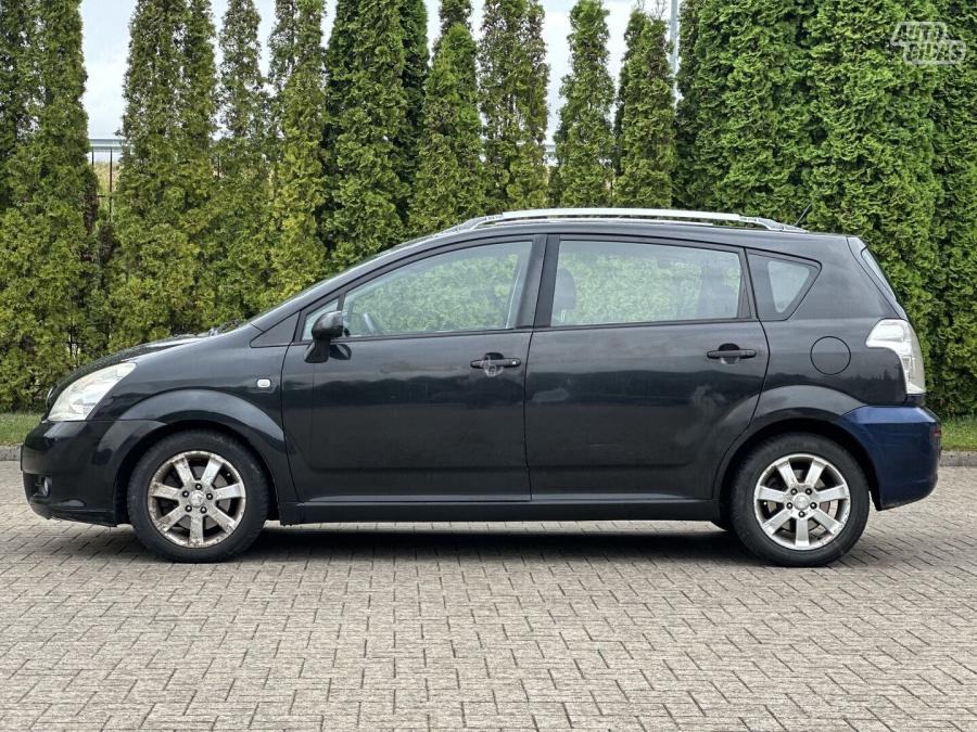 Toyota Corolla Verso 2007 in Vilnius, with an engine capacity of 2.20 L and mileage of 348 thousand km for 1150 €, photo 11 on AUTOMOTO.COM.LV