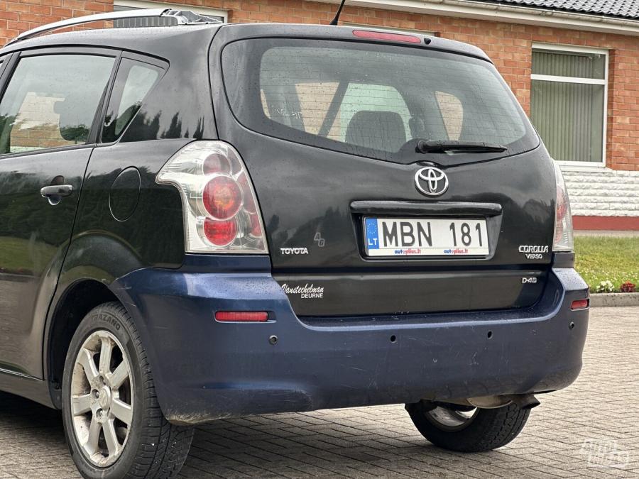 Toyota Corolla Verso 2007 in Vilnius, with an engine capacity of 2.20 L and mileage of 348 thousand km for 1150 €, photo 16 on AUTOMOTO.COM.LV