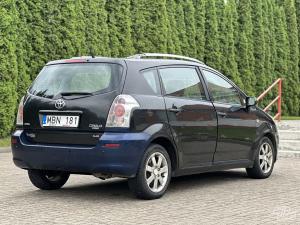 Toyota Corolla Verso 2007 in Vilnius, with an engine capacity of 2.20 L and mileage of 348 thousand km for 1150 €, photo 21 on AUTOMOTO.COM.LV