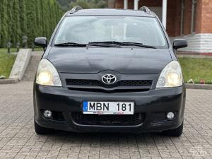 Toyota Corolla Verso 2007 in Vilnius, with an engine capacity of 2.20 L and mileage of 348 thousand km for 1150 €, photo 30 on AUTOMOTO.COM.LV