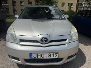 Toyota Corolla Verso 2007 in Kaunas, with an engine capacity of 2.20 L and mileage of 270 thousand km for 1000 €, photo  on AUTOMOTO.COM.LV