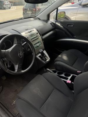 Toyota Corolla Verso 2007 in Kaunas, with an engine capacity of 2.20 L and mileage of 270 thousand km for 1000 €, photo 4 on AUTOMOTO.COM.LV