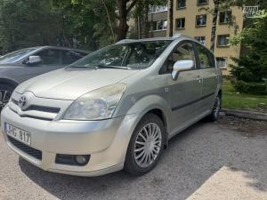Toyota Corolla Verso 2007 in Kaunas, with an engine capacity of 2.20 L and mileage of 270 thousand km for 1000 €, photo 5 on AUTOMOTO.COM.LV