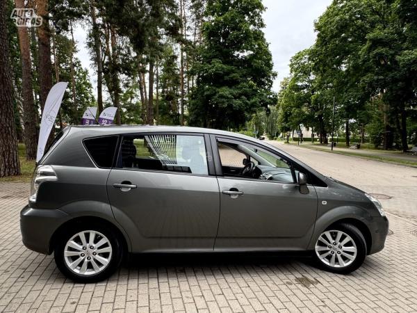 Toyota Corolla Verso 2007 Alīta, ar dzinēja tilpumu 2.20 L un nobraukumu 422 tūkst. km par 3199 €, foto 7 vietnē AUTOMOTO.COM.LV