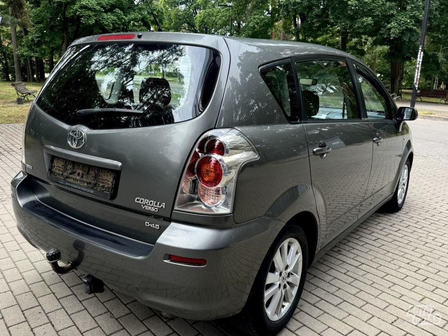 Toyota Corolla Verso 2007 Alīta, ar dzinēja tilpumu 2.20 L un nobraukumu 422 tūkst. km par 2899 €, foto 21 vietnē AUTOMOTO.COM.LV