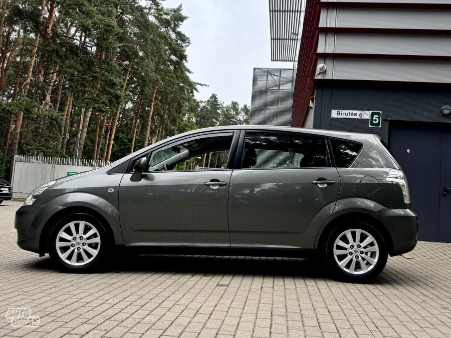 Toyota Corolla Verso 2007 Alīta, ar dzinēja tilpumu 2.20 L un nobraukumu 422 tūkst. km par 2899 €, foto 25 vietnē AUTOMOTO.COM.LV