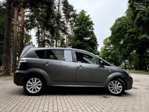 Toyota Corolla Verso 2007 Alīta, ar dzinēja tilpumu 2.20 L un nobraukumu 422 tūkst. km par 2899 €, foto 27 vietnē AUTOMOTO.COM.LV