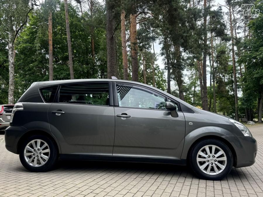 Toyota Corolla Verso 2007 Alīta, ar dzinēja tilpumu 2.20 L un nobraukumu 422 tūkst. km par 2899 €, foto 36 vietnē AUTOMOTO.COM.LV