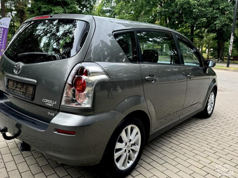Toyota Corolla Verso 2007 Alīta, ar dzinēja tilpumu 2.20 L un nobraukumu 422 tūkst. km par 2899 €, foto 37 vietnē AUTOMOTO.COM.LV