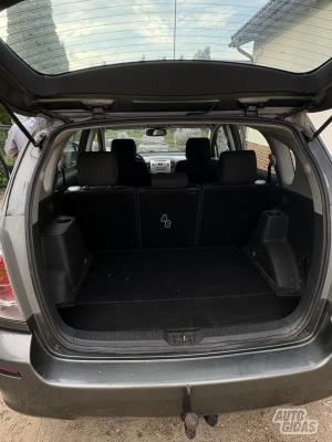 Toyota Corolla Verso 2007 Klaipėda, ar dzinēja tilpumu 2.20 L un nobraukumu 400 tūkst. km par 1250 €, foto 7 vietnē AUTOMOTO.COM.LV