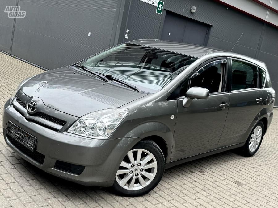 Toyota Corolla Verso 2007 in Alytus, with an engine capacity of 2.20 L and mileage of 421 thousand km for 2899 €, photo 26 on AUTOMOTO.COM.LV